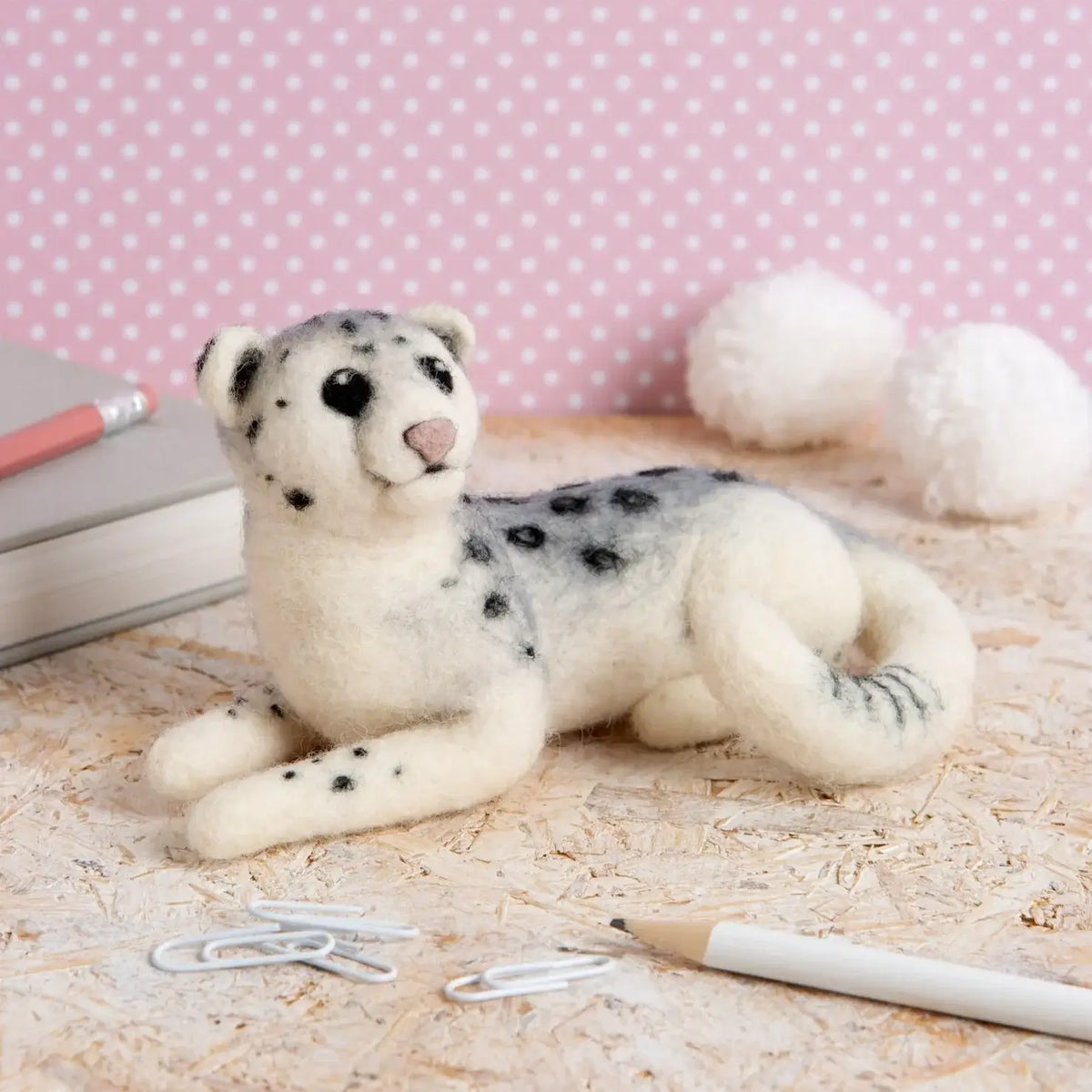 Felting Snow Leopard Needle Kit - DIY Craft